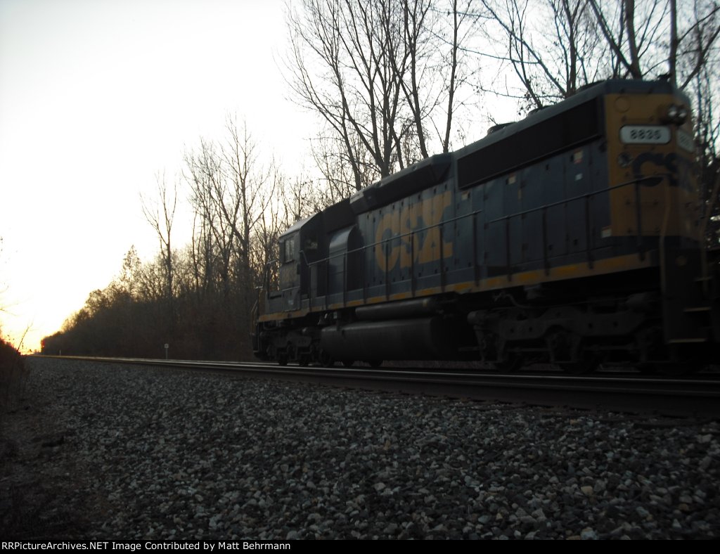 CSX 8835
